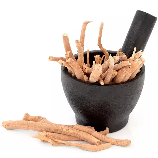 Ginseng: कॉस्मेटोलॉजी में आवेदन। Ginseng मुखौटा व्यंजनों