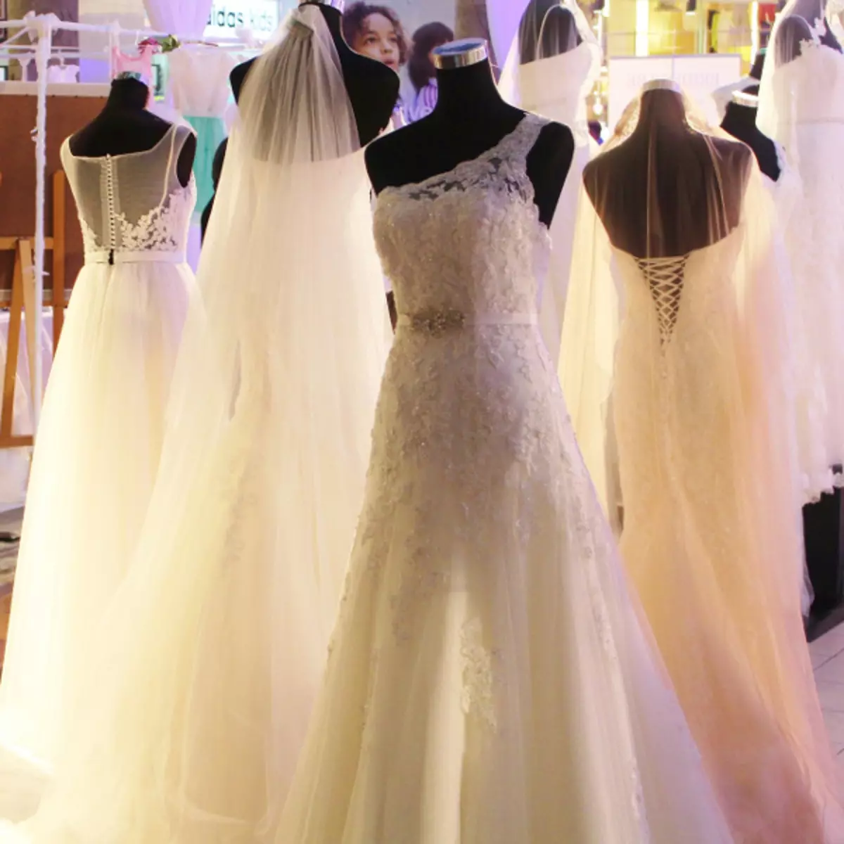 Choosing a wedding dress