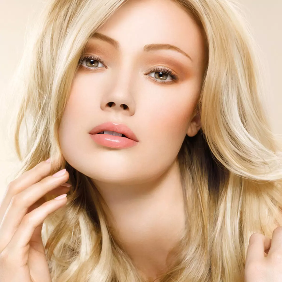 Makeup for blondes