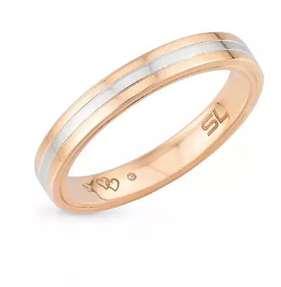 Gold ring with diamonds