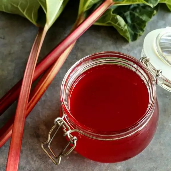 Rhubarb دىن قايسىسى بار