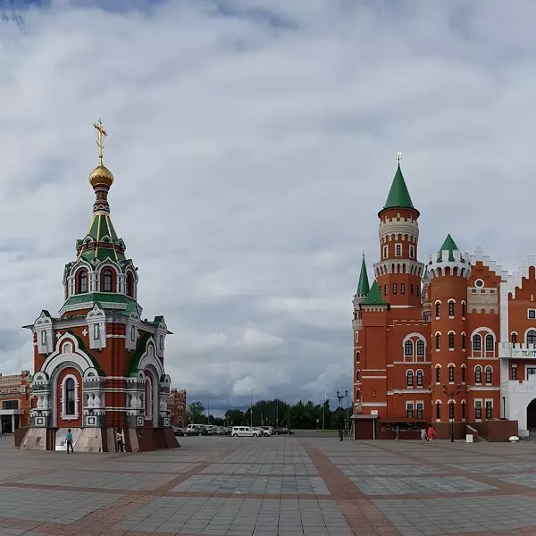 Beroemde Square in Yoshkar-Ola