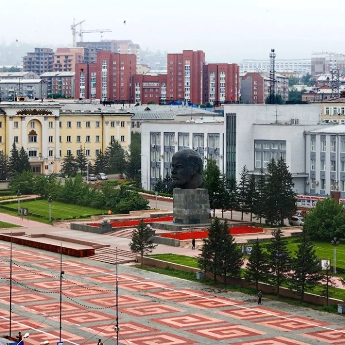 Lenin Monument.