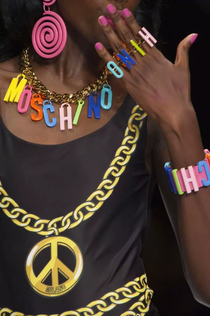 Moschino, άνοιξη-καλοκαίρι 2015