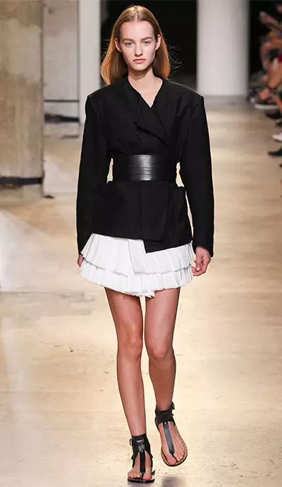 I: Wide Belts Korsetter (Isabel Marant, Spring-Summer 2015)